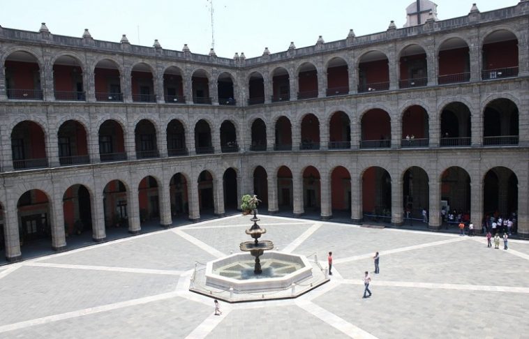 Palacio Nacional De La Ciudad De México: lo que ocupas saber - Tips ...