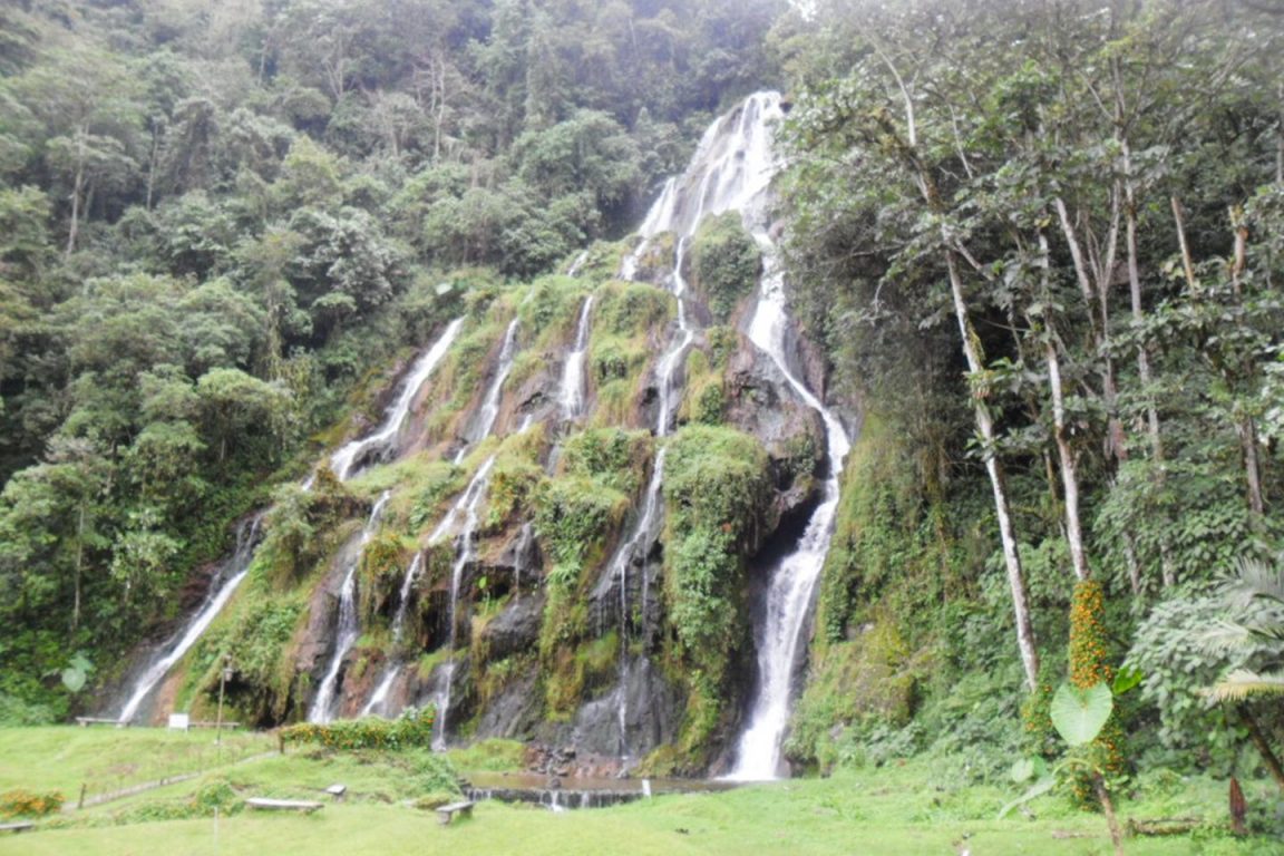 Las 15 Mejores Aguas Termales Del Mundo - Tips Para Tu Viaje